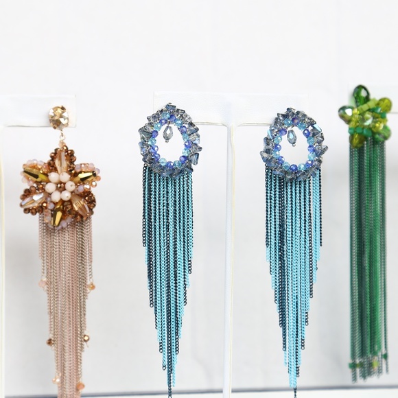 LOOK AROUND | Jewelry | Nwt Gold Flower Shape Chain Hanging Danglers ...